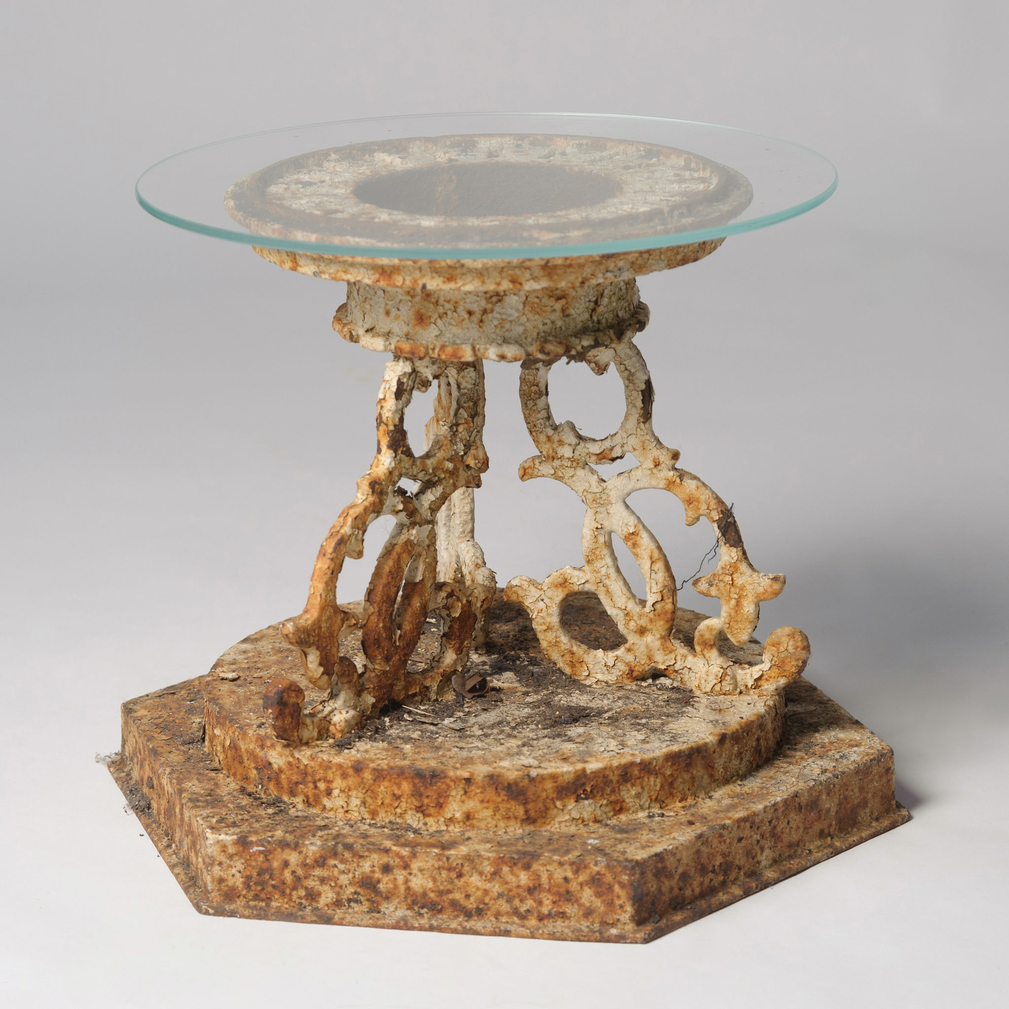 Antique cast iron stand | Nikki Page Antiques